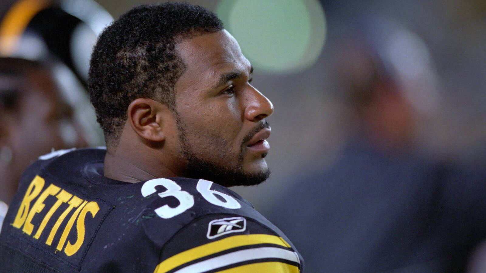 What Makes Jerome Bettis a Must-Have for Shopping Enthusiasts