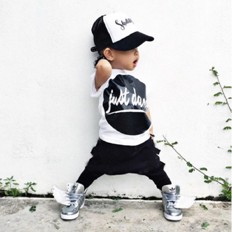 How to Choose Cool Baby Rock Clothes for Your Little One