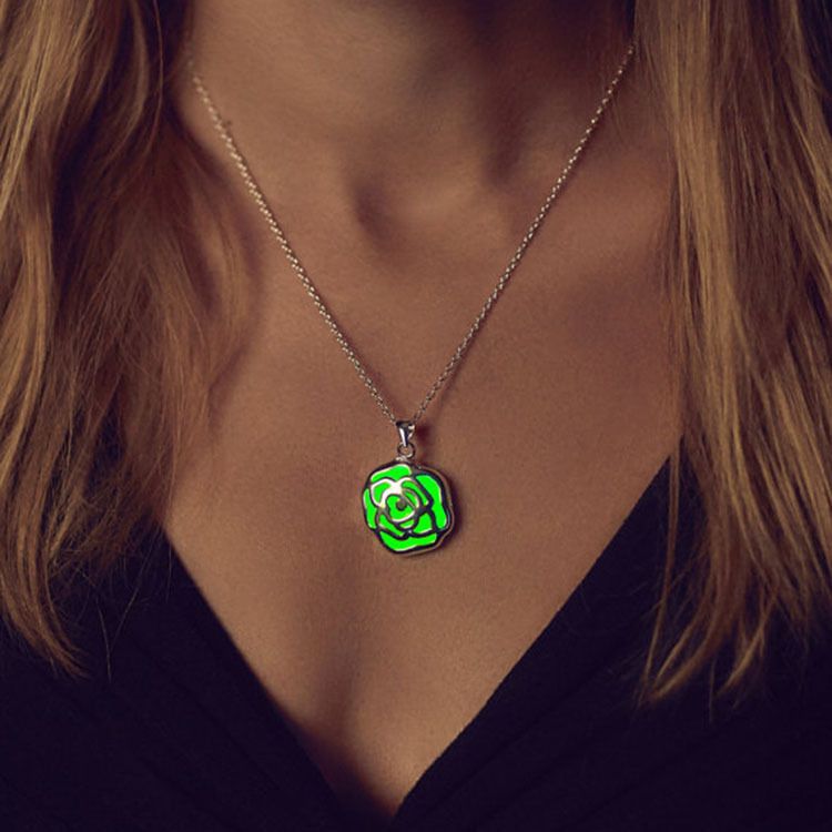 Luminous Series Moon Love Pendant Necklace Fluorescent Necklace ...