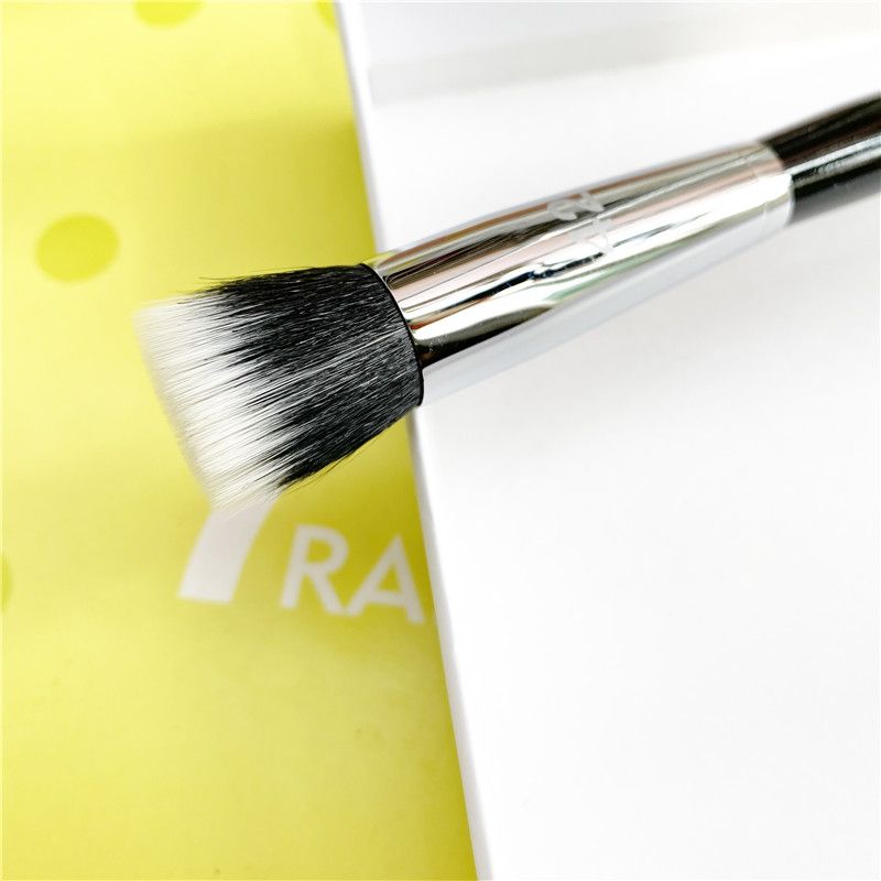 PRO Small Stippling Brush #42 Small Sized Dual Fibre Liquid Foundation ...