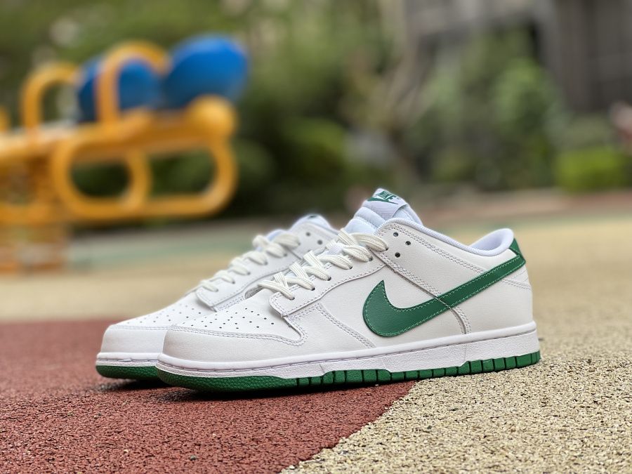 Nike Dunk SB Low Shoes AAAA Dupe Panda Mens Womens Panda Sean Cliver ...