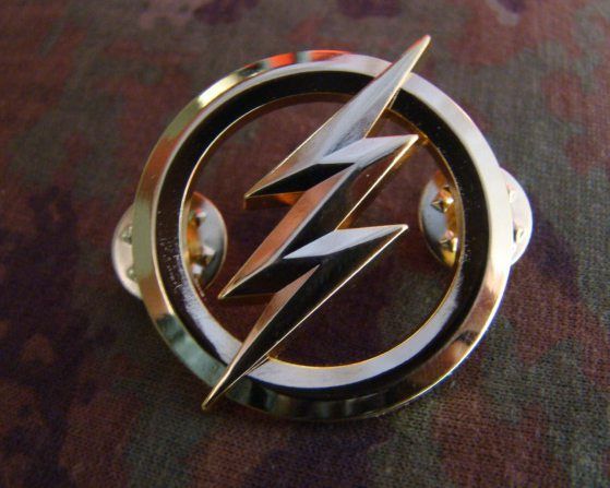 Flash Insignia