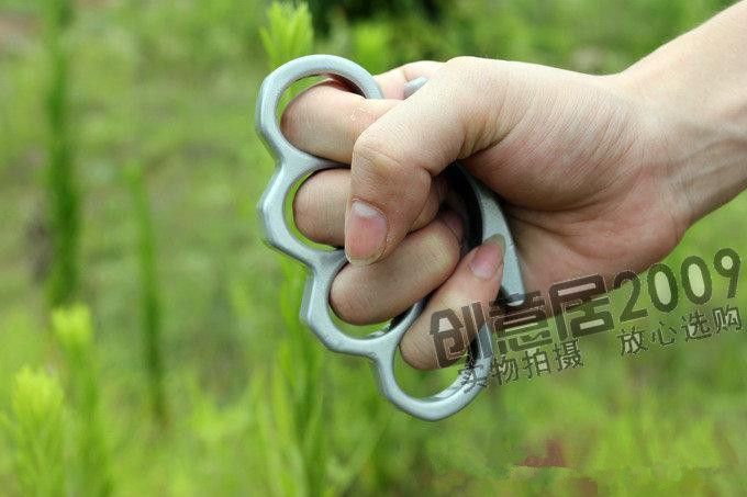 2020 Martial Arts Equipment Knuckles Punch Button Man Steel Finger Men ...