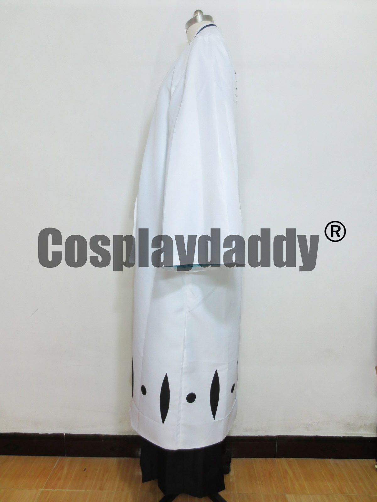 Captain Aizen Cosplay