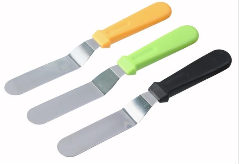 2021 Metal Kitchen Baking Pastry Plastic Handle Cake Icing Spatulas ...