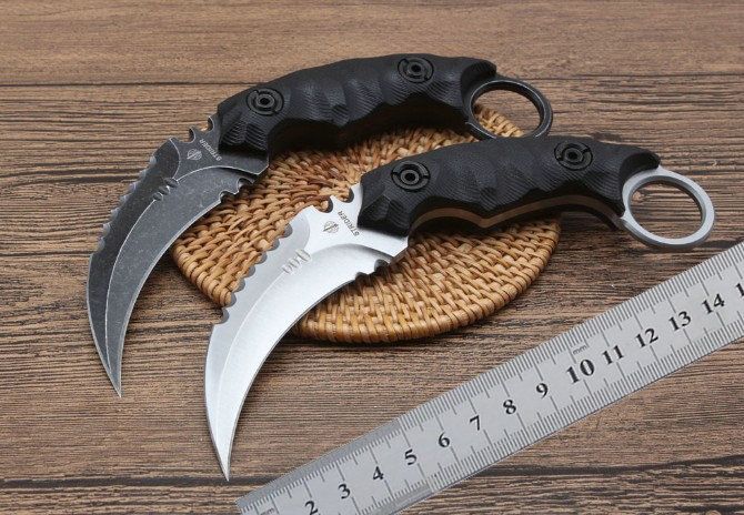 Strider Karambit