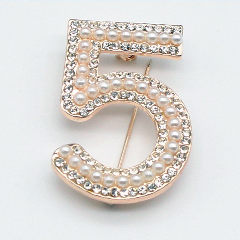 2020 New Number 5 Full Crystal Brooch Rhinestone Broach For Women Party ...