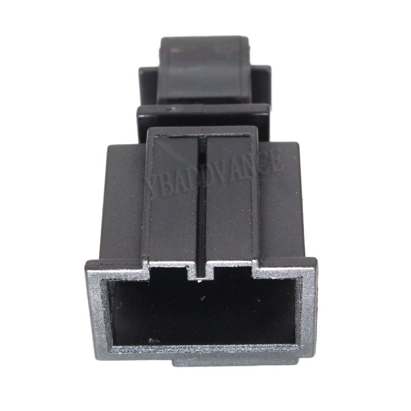 3B0 972 732 Automotive Electrical 4 Pin Male Connector Housing For ...