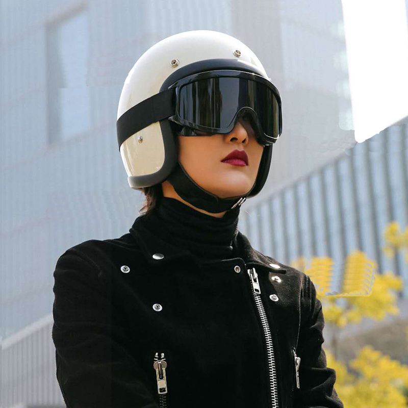 Cafe Racer Helmet And Goggles