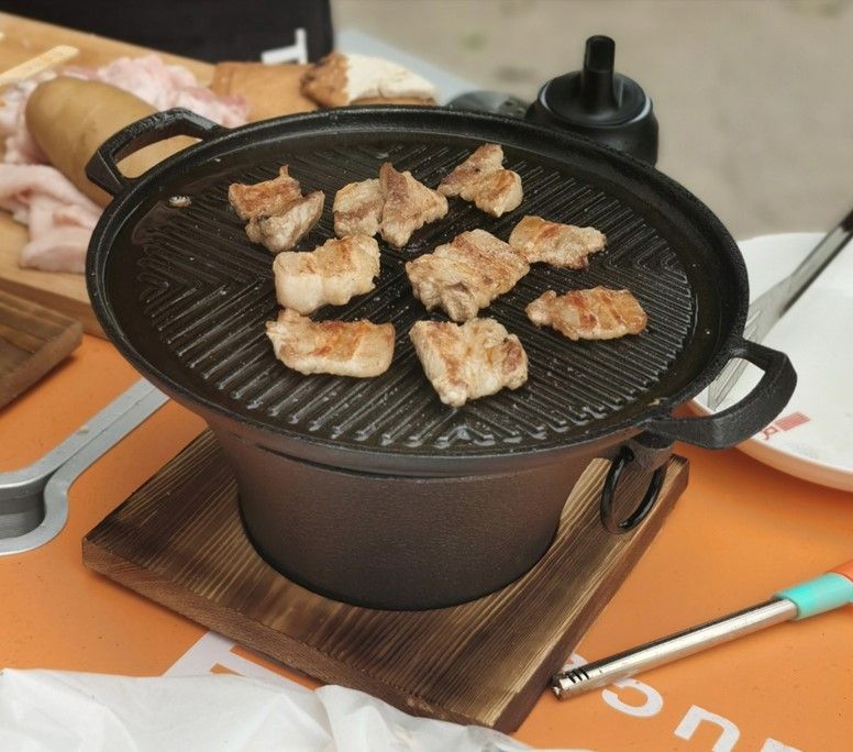 2021 Portable Cast Iron Charcoal Barbecue Grills Table Top BBQ Hot Pot ...