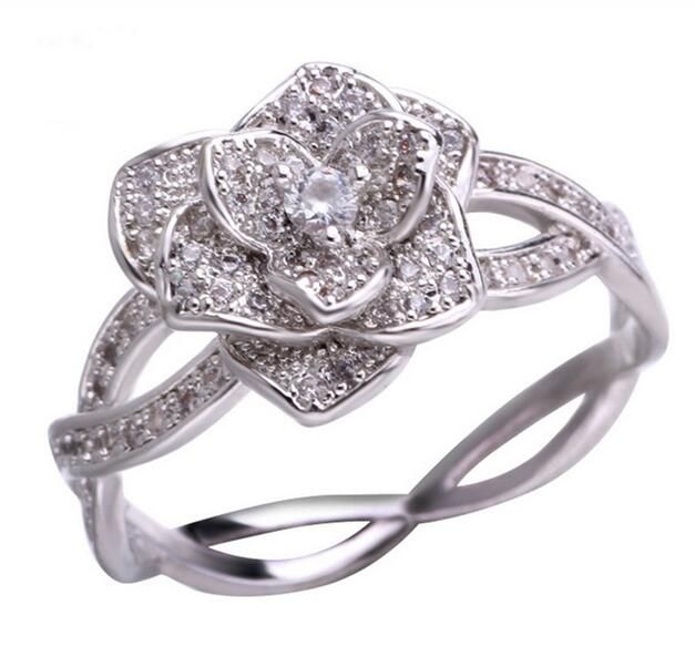 Argollas de matrimonio mujer Anillo De Flores Elegante Y Deslumbrante ...