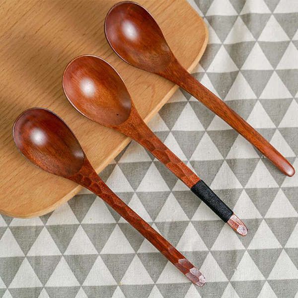2021 Phoebe Old Lacquered Tortoise Shell Wooden Spoon Hand Carved Round ...