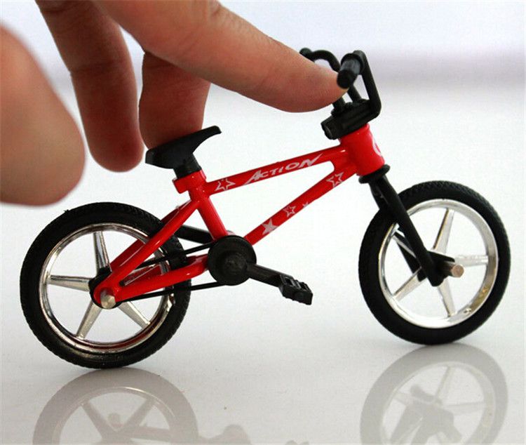 Out with the old tiny bike, in with new proportionate one! : r/tall