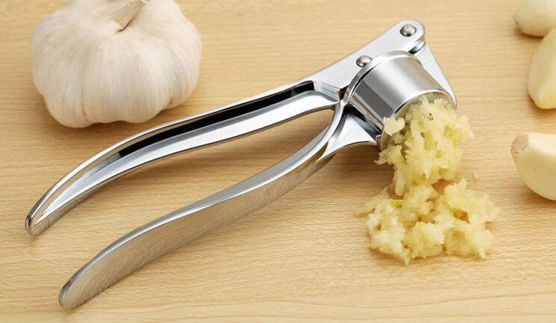 2020 Stainless Steel Garlic Presses Garlic Cutting Alloy Ginge Crusher ...
