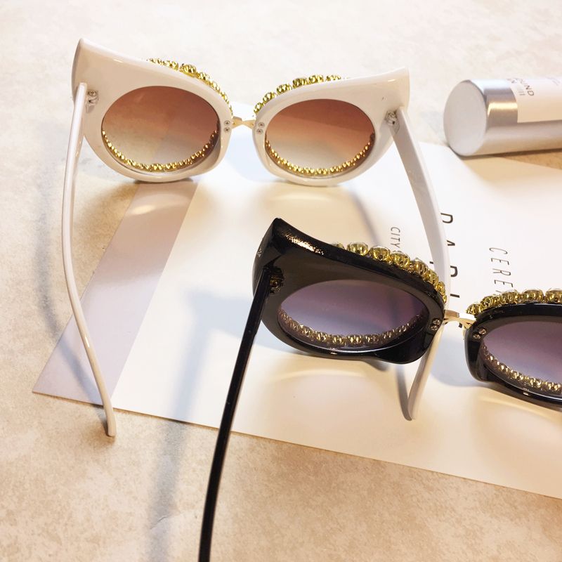 Women Luxury Sunglasses Brand Designer Luxury Rhinestone Sexy Cat Eyes