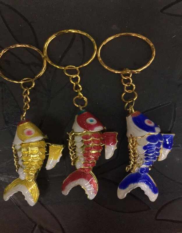 2021 5.5cm Enamel Vivid Swing Koi Fish Key Chain Key Ring With Box ...