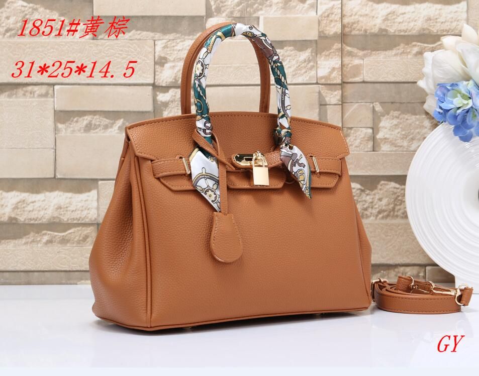 Paris Handbag Designers | semashow.com