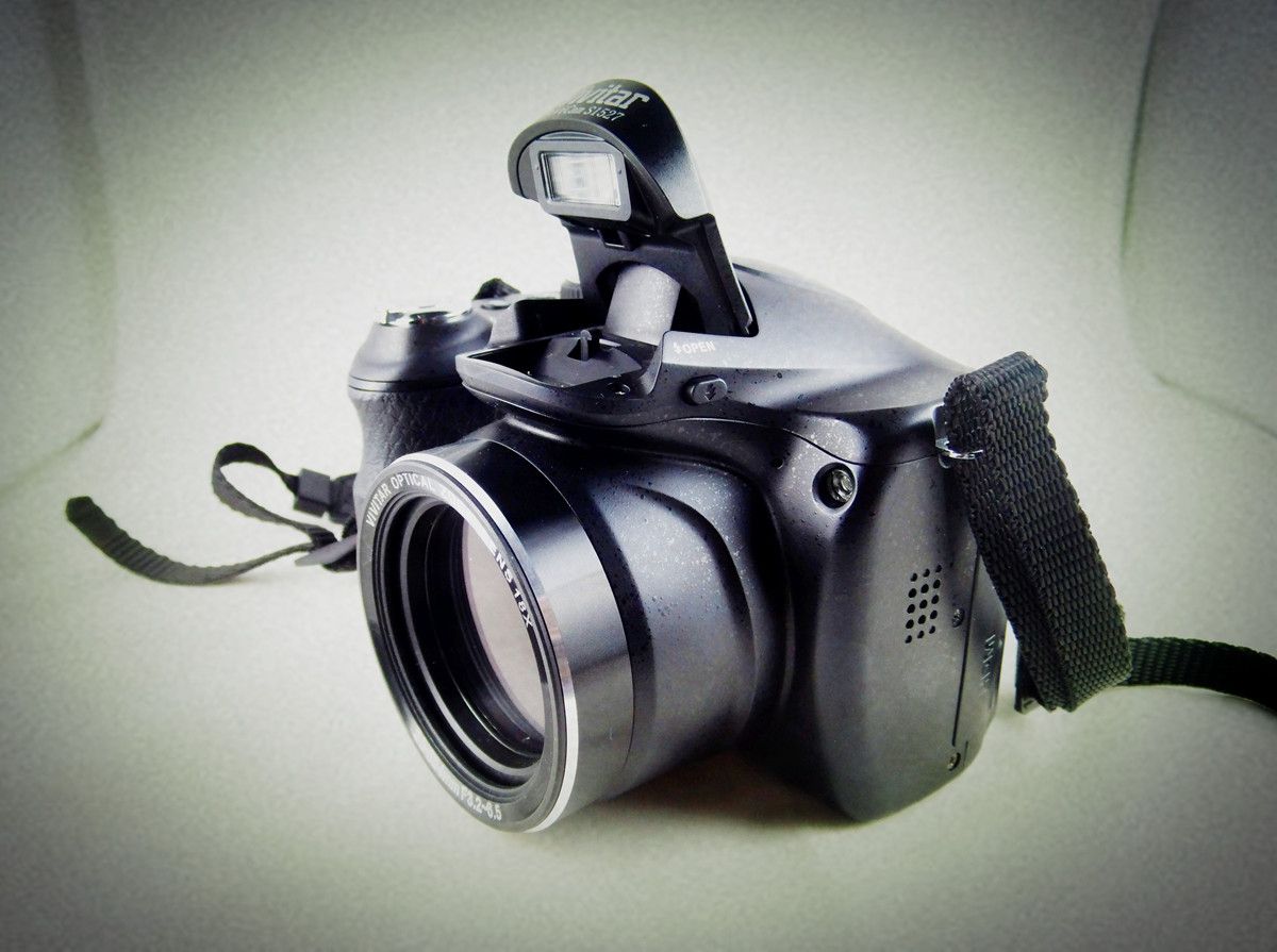 16Mega Pixel DSLR Bridge Camera 18X Optical Zoom 3.0 Preview Screen ...