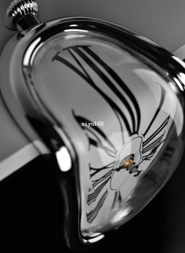 Retro Distorted Clock Right Angle Wall Clock Modern Design Melting Time ...