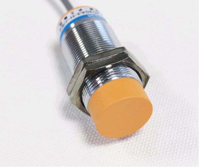 2020 Capacitive Proximity Sensor LJC30A3 H J/DZ Diameter 30mm Detective ... 2020 Capacitive Proximity Sensor LJC30A3 H J/DZ Diameter 30mm Detective ...