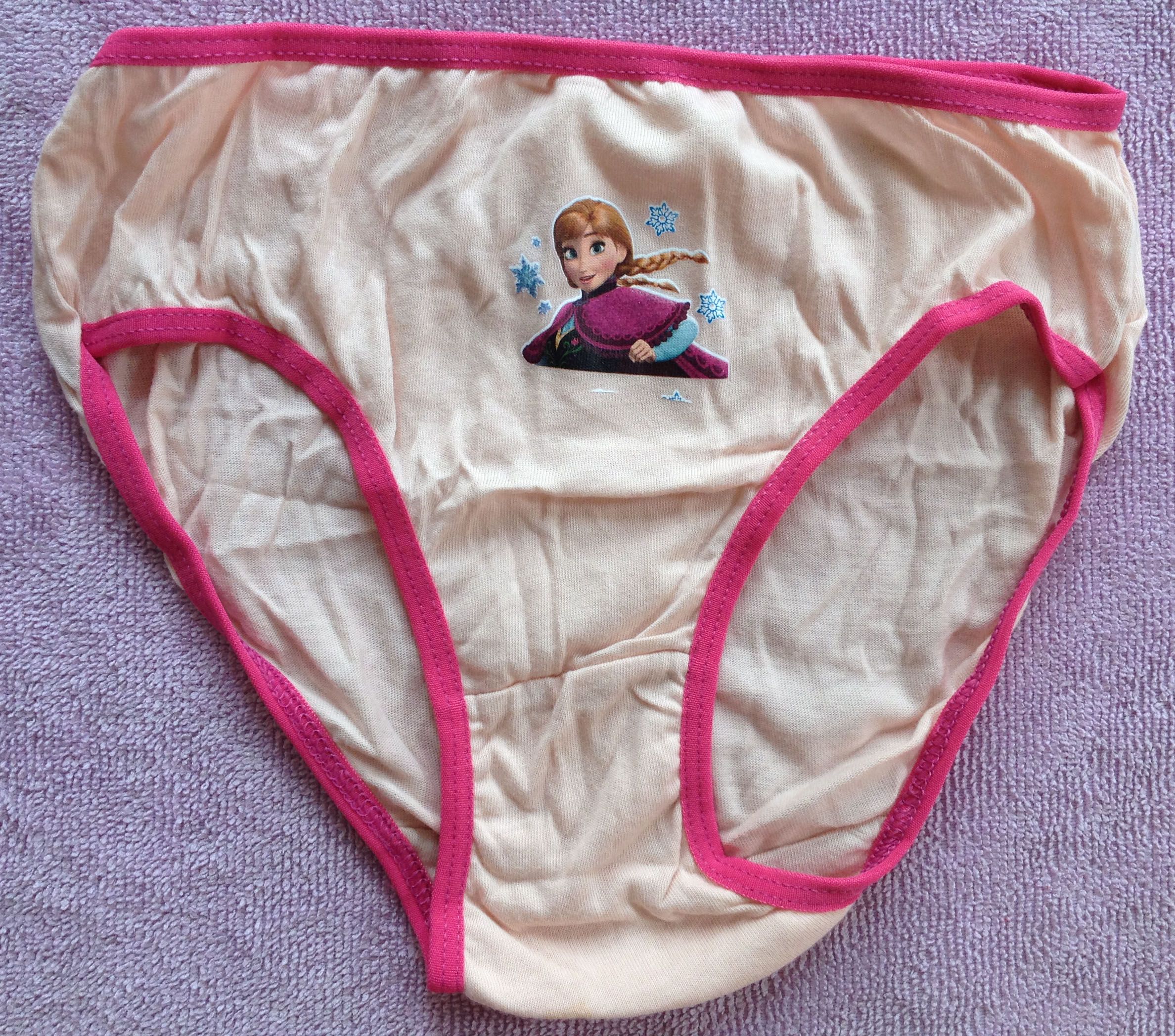 Collection 96+ Pictures Young Girls In Panties Photos Superb Collection 96+ Pictures Young Girls In Panties Photos Superb