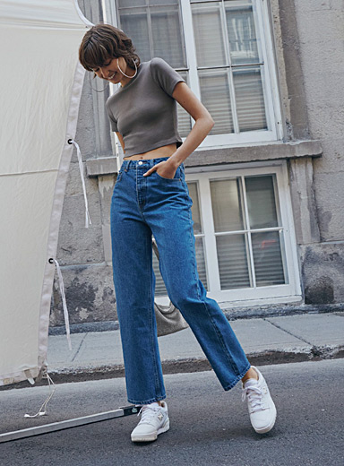 Denim Delights: Stylish Autumn Jeans Pairings