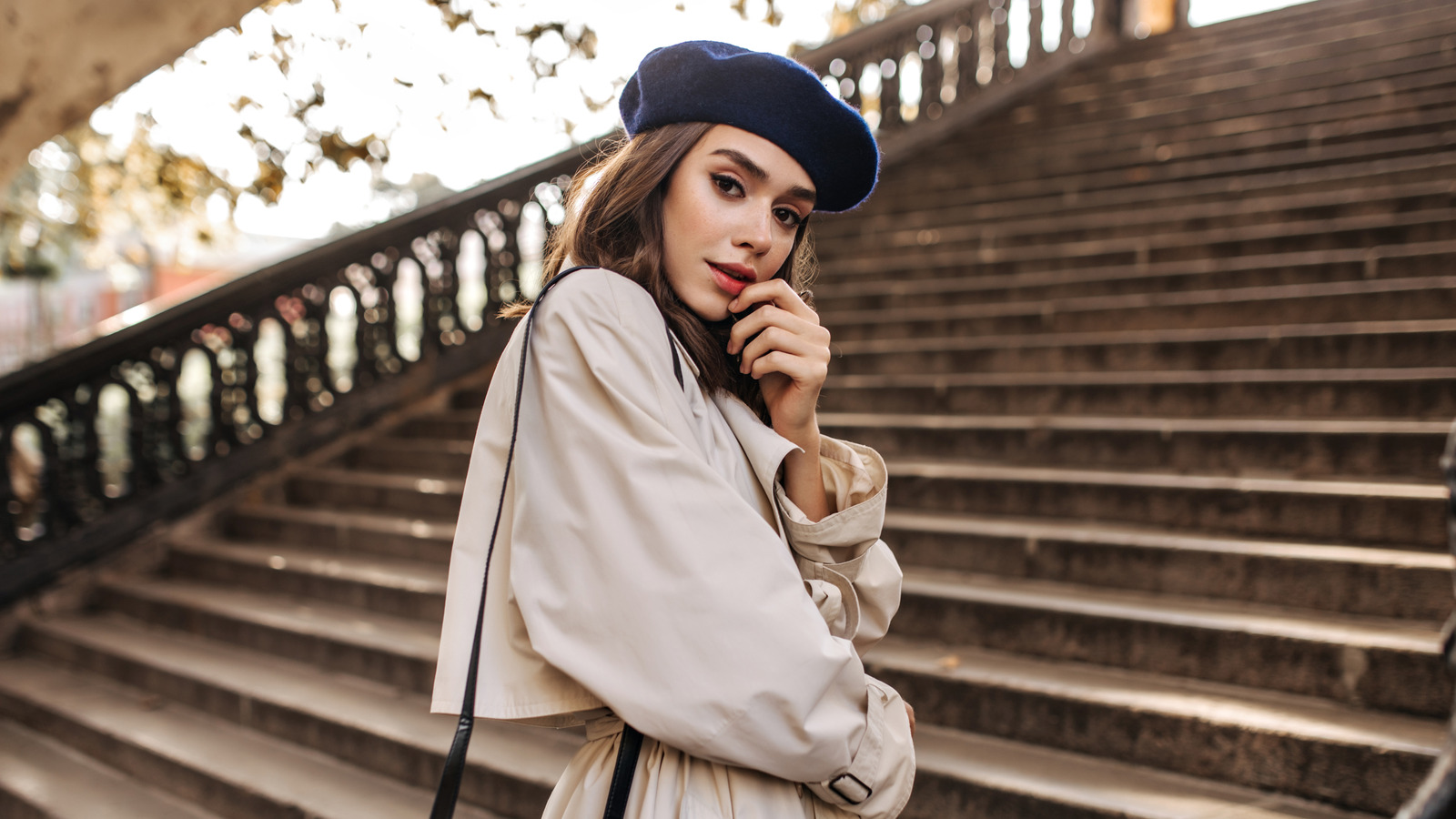 Rétro Chic: Embracing French Style with a Vintage Twist