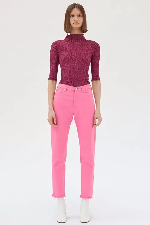 10 Best Pink Pants Women Can Wear to Look Fashionable