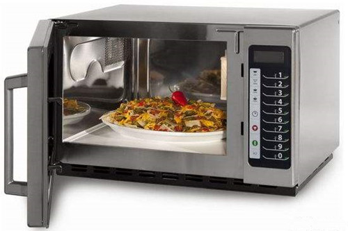Is it Safe to Put Metal in Microwave Ovens? Uncover the Truth