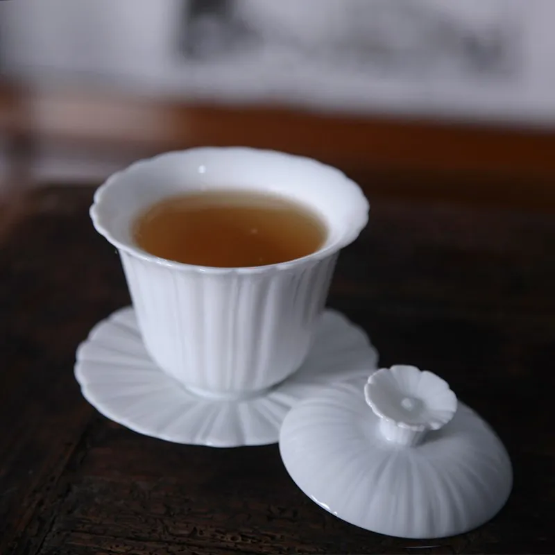 White Porcelain Petal Gaiwan Hand Made Ceramic Tea Set Chinese ...