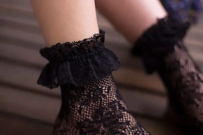 2017 Hot Women Lace Ruffle Hollow Out Floral Pleats Fishnet Hole Short ...