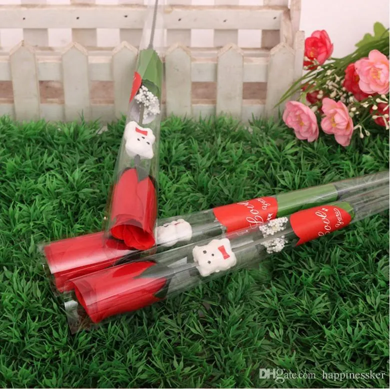 Simulación Flor Color De Rosa Solas Rosas Rojas Oso De Dibujos Animados ...