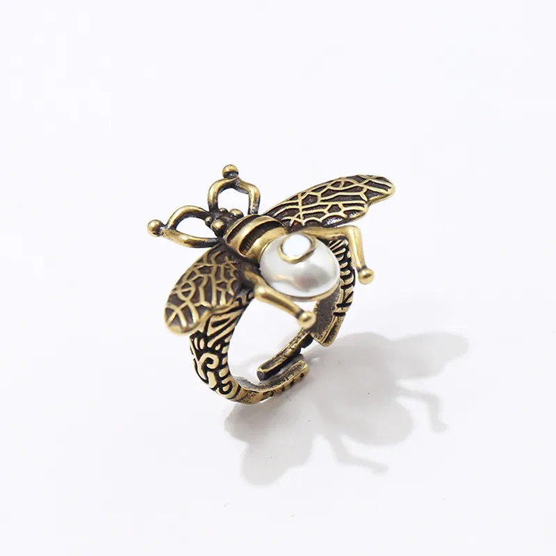 DHgate.com:Copper Gilded Vintage Insect Bee Pearl Ring for Women - 18K ...
