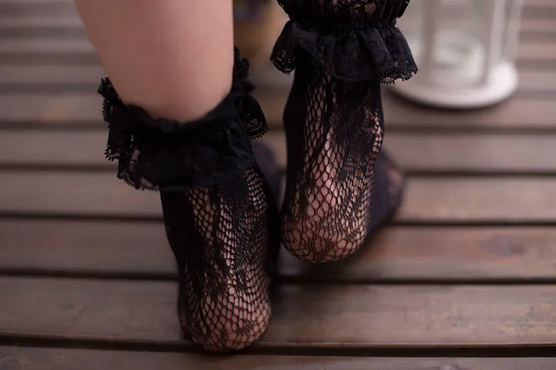 2017 Hot Women Lace Ruffle Hollow Out Floral Pleats Fishnet Hole Short ...