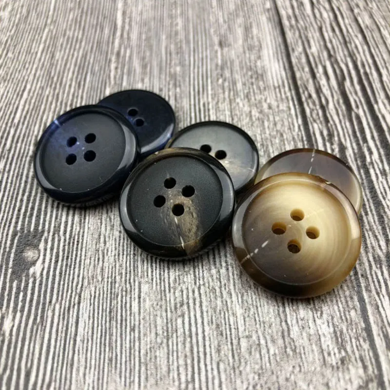 DHgate.com:15mm-28mm Factory Direct Imitation Horn Wear Resin Buttons ...