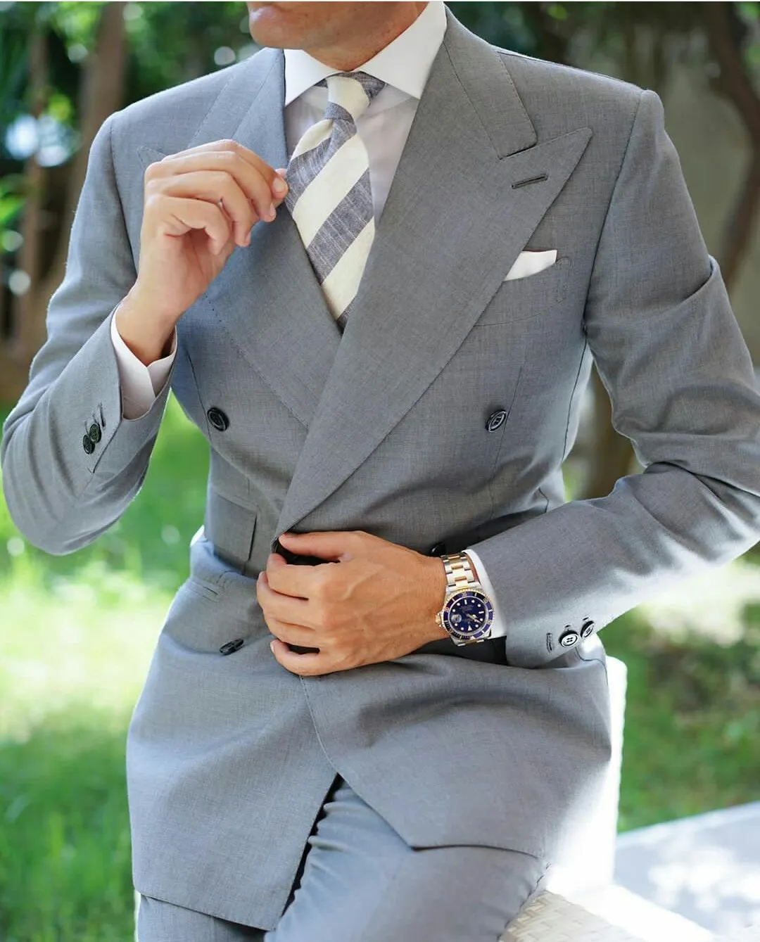 Gray groomsmen tuxedo suit two-piece slim fit double-breasted peaked ...