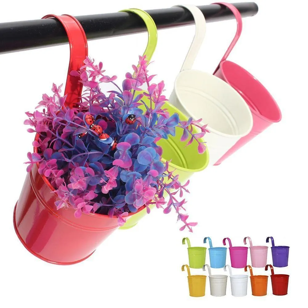 Metal Wall Flowers Containers