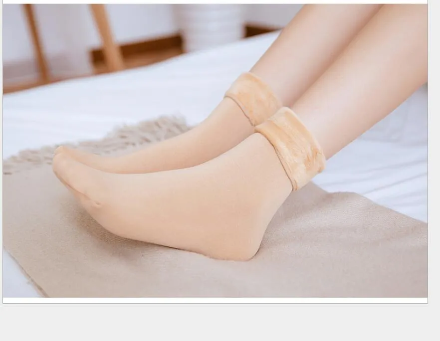 What Are the Benefits of Wearing Nylon Socks?