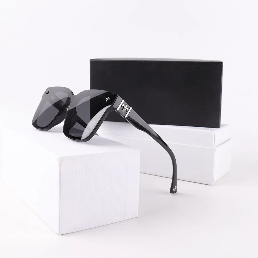 Exquisite Adumbral Sunglasses: Fashion Glasses with Dark Lenses, Simple ...