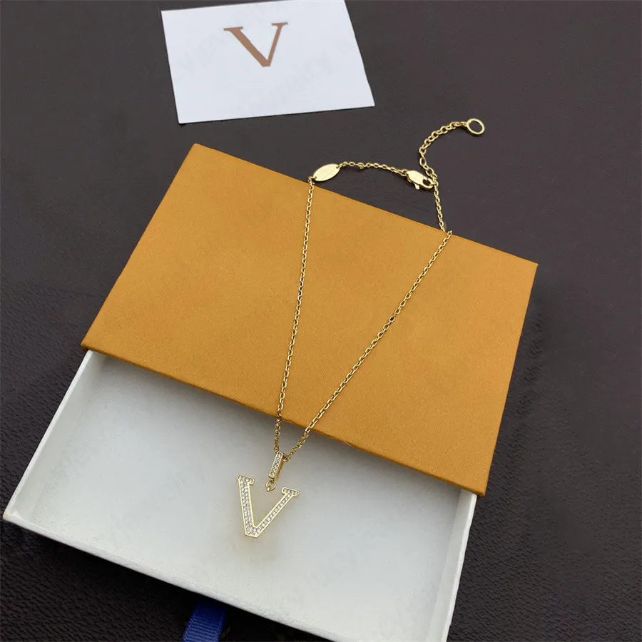 Luxury Designer Necklace: Gold Letter V Pendant ... From Hiphopqueen ...