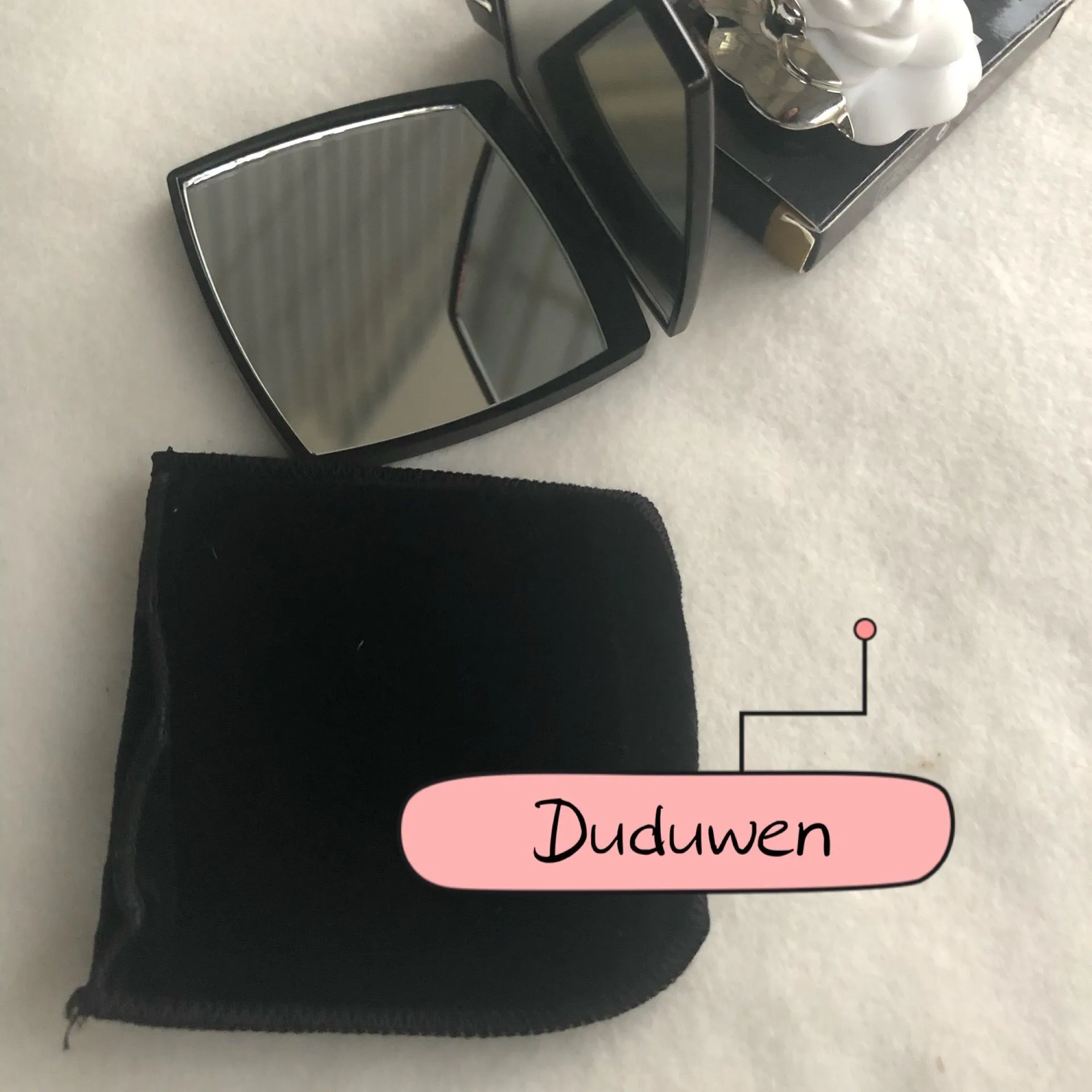 DHgate.com:Acrylic Double-Sided Portable Makeup Mirror with Velvet Dust ...