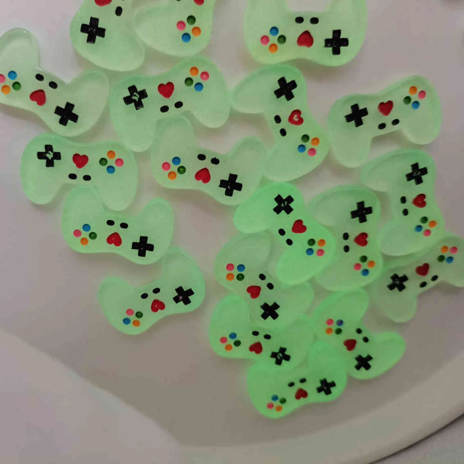 Luminous Creative Video Game Controller Resin Charms Flatback Keychain ...