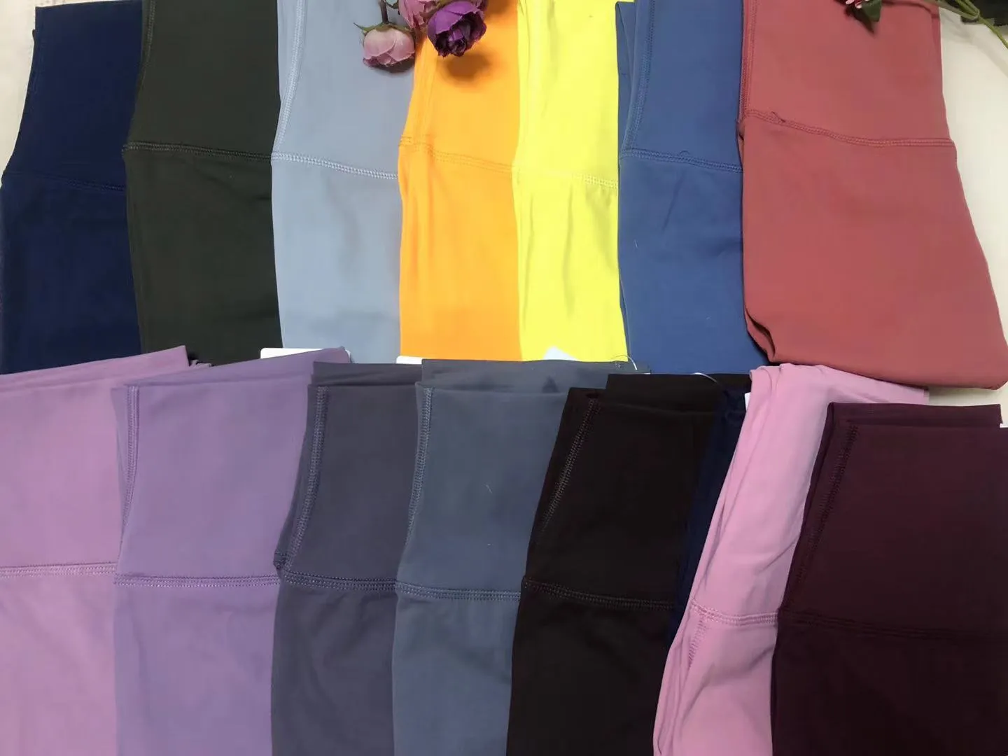 What Are Cargo Capri Pants and How to Style Them?