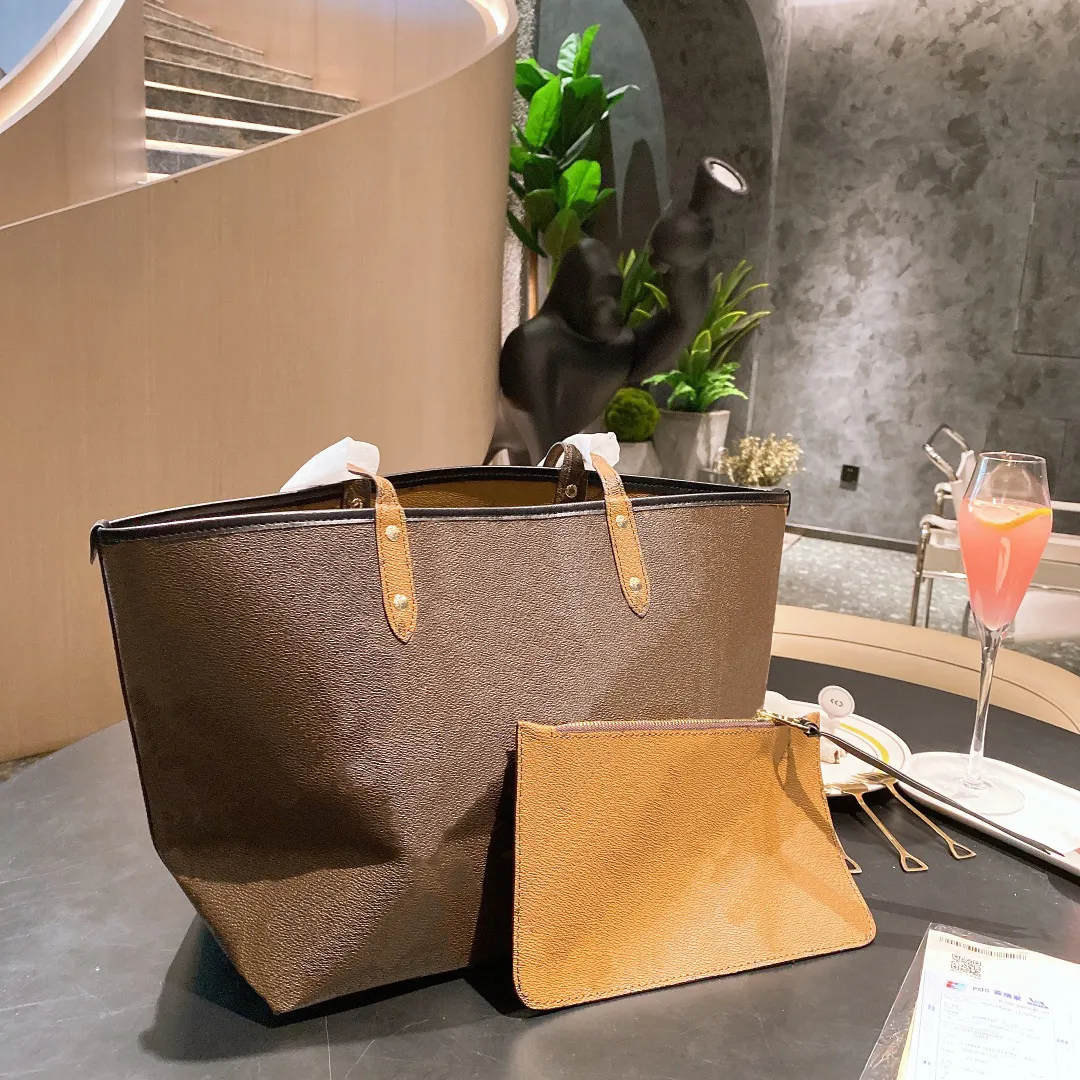 Bolsos De Diseño Para Mujeres: Bolsas Grandes Con Uso De Doble Cara, es ...