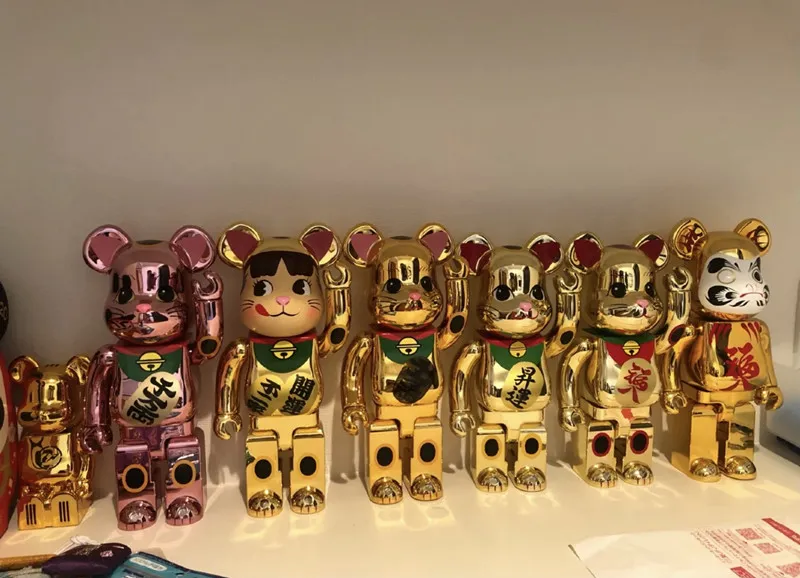 Bearbrick 400 Electroplating Gold Lucky Cat Figure Table Decoration ...
