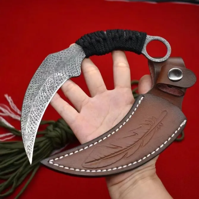 Traditional Karambit