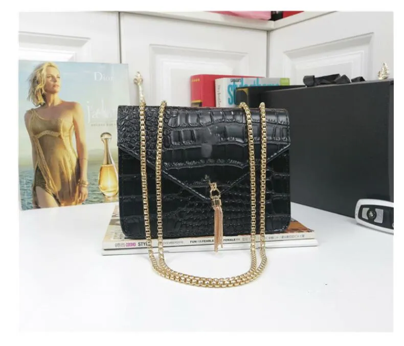 Nuevo Bolso Canguro Con Candado Dior