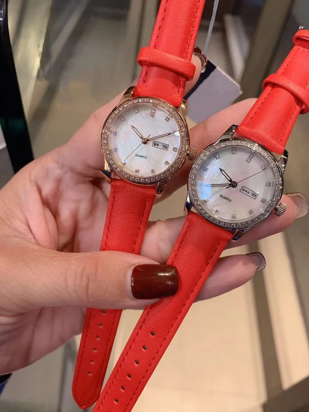 Stainless Steel Quartz Women's Watch With Geometric Rhinestone Calendar ...