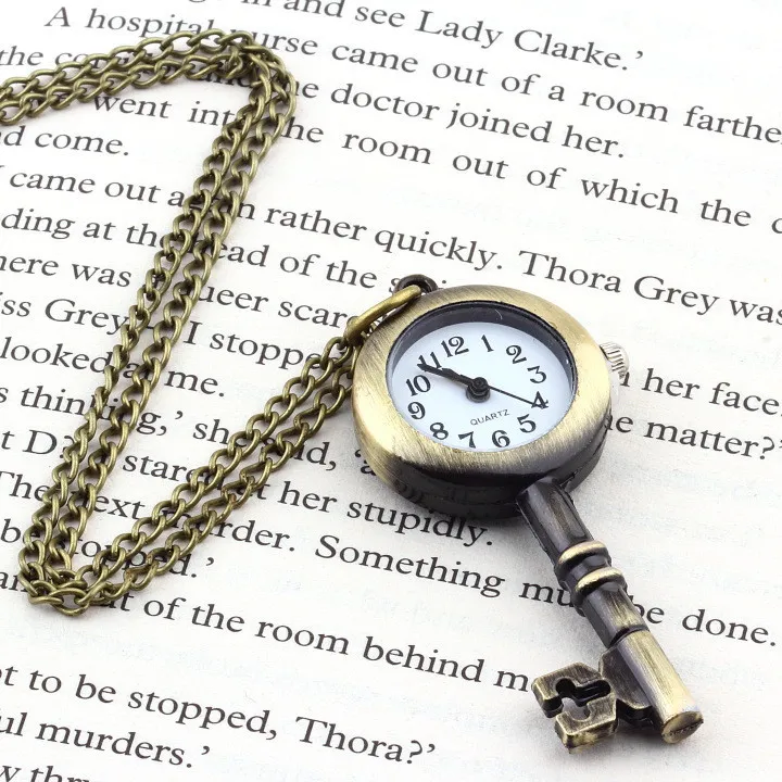 Newest Christmas Vintage Watch Antique Key Shape Pendant Vinta Clock ...