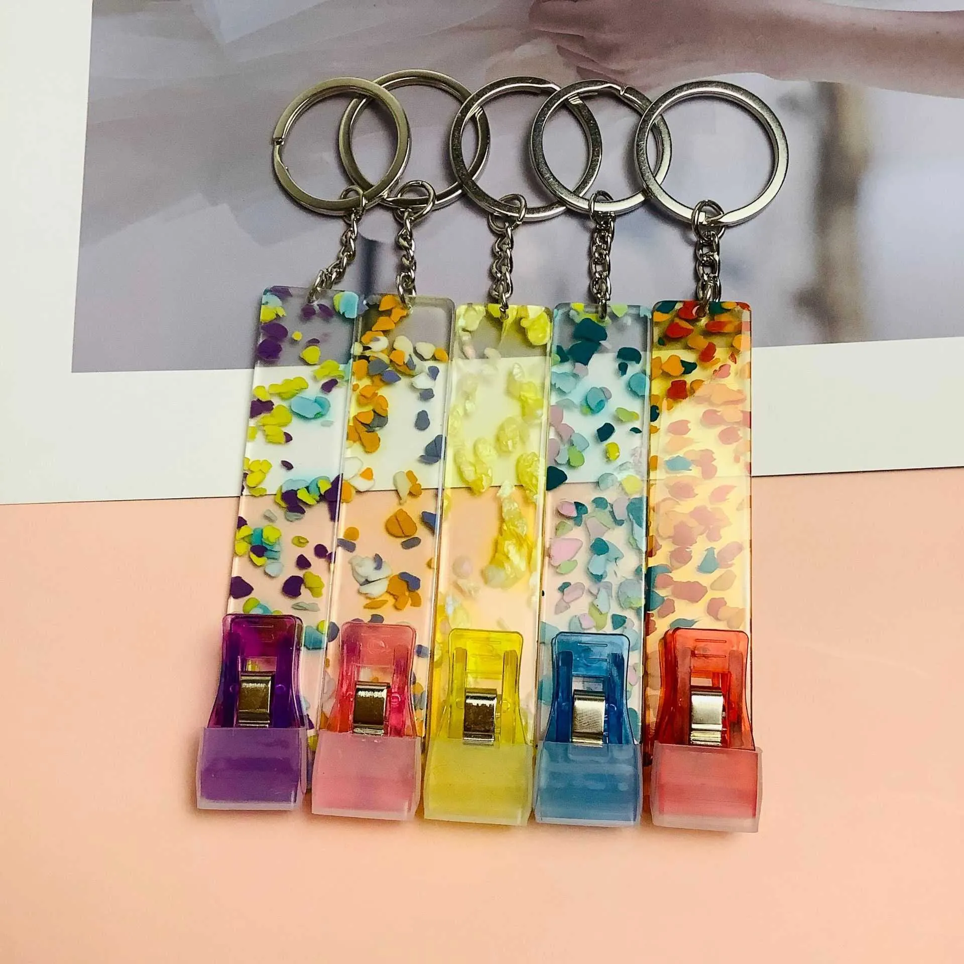 Rainbow Mini Credit Card Puller Resin Keychain Price With Cute Design ...